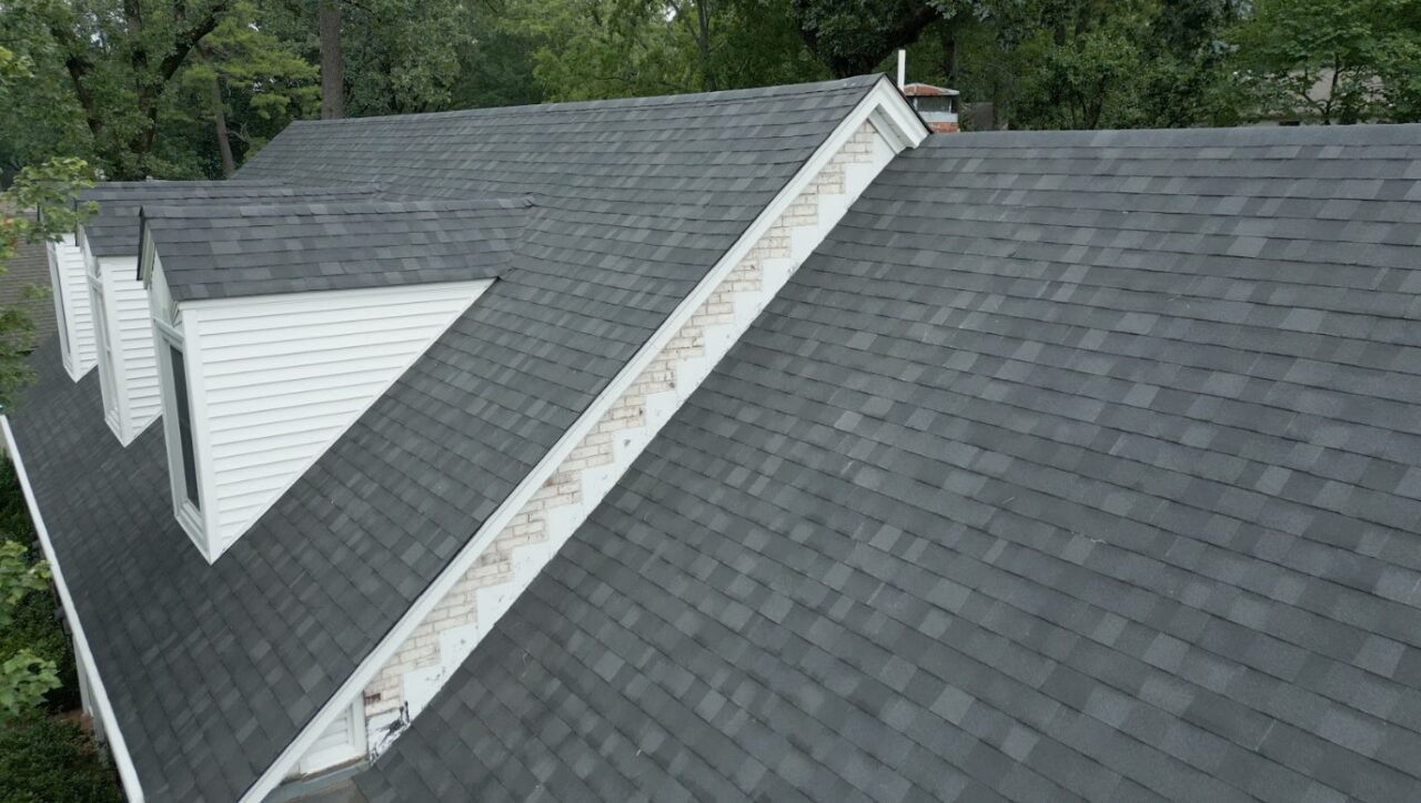 Pros and Cons of Asphalt Shingles